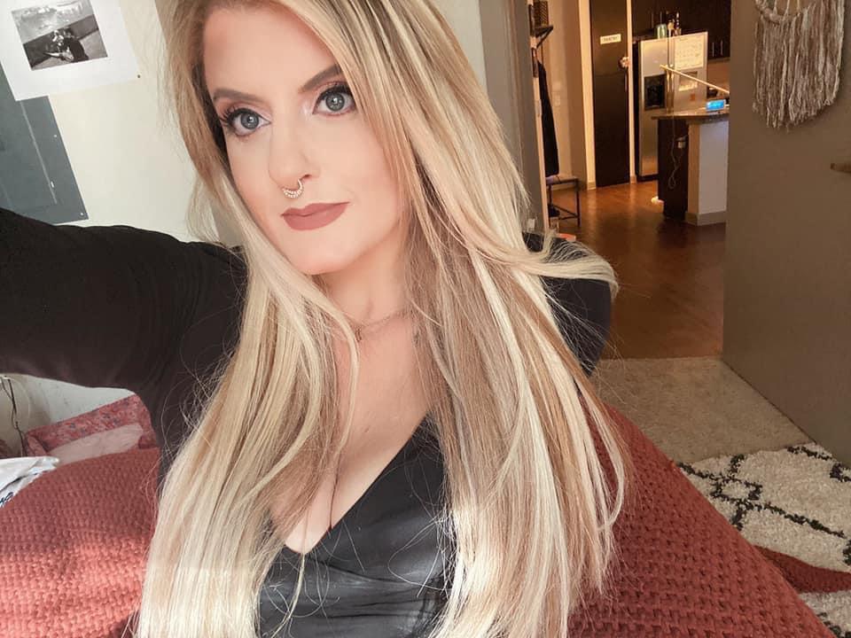 Guys come find me on chaturbate (: blakerose1 | Scrolller