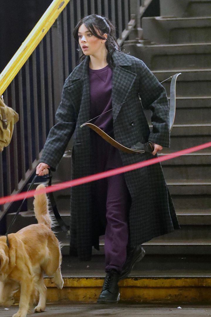 Hailee Steinfeld filming the Disney+ Hawkeye series in Brooklyn! | Scrolller