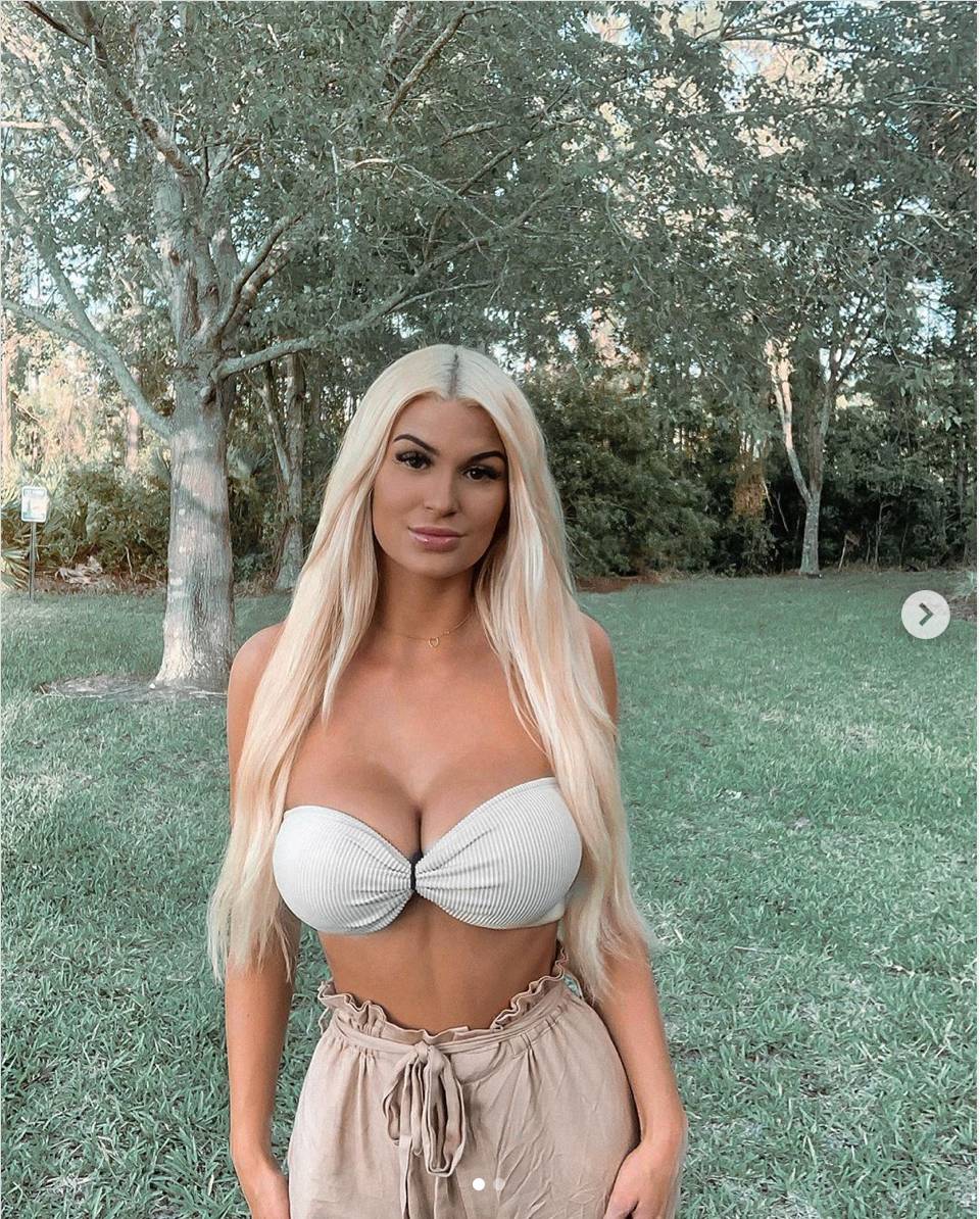 Haley emulating her lover Francesca | Scrolller