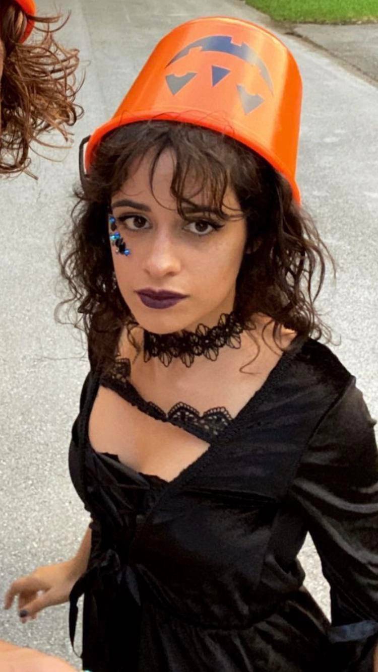 Halloween 🎃 | Scrolller