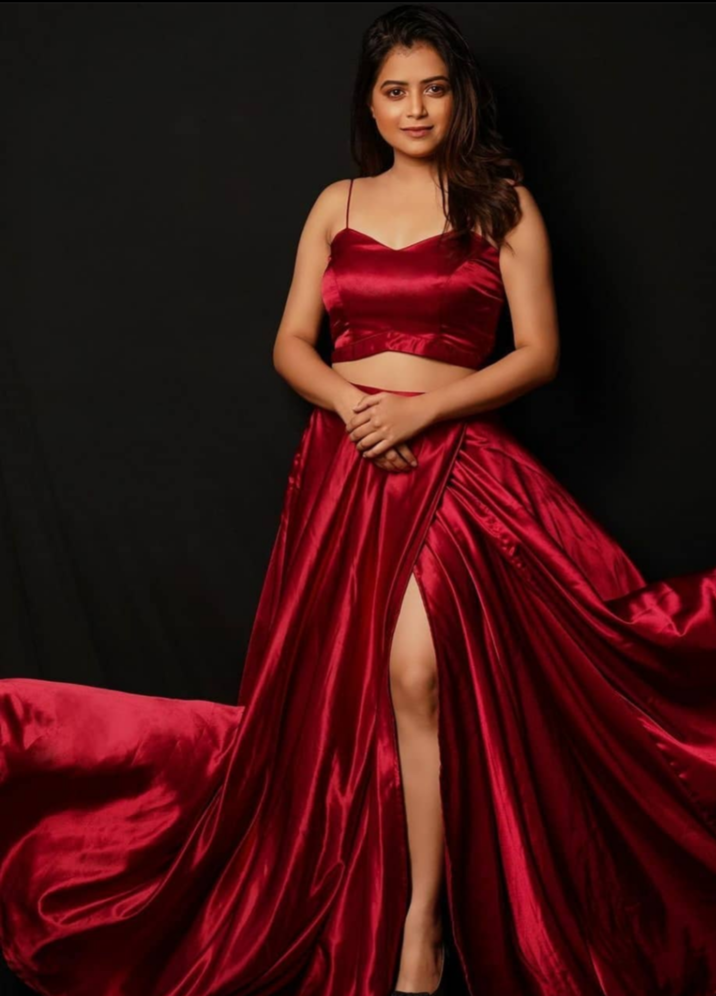 Halu halu shiktey Tanvi Mundale | Scrolller