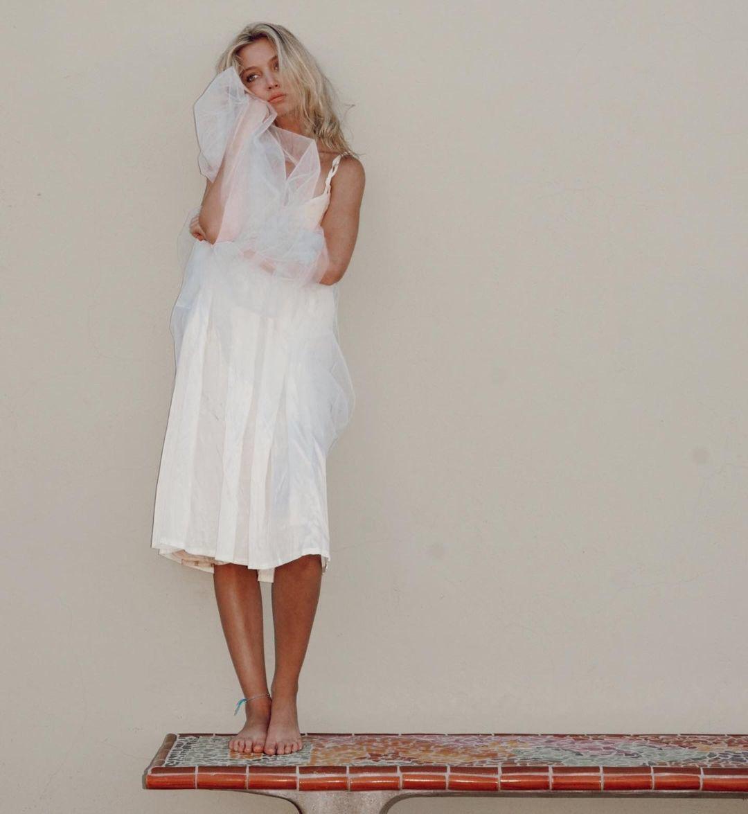 Hana Hayes | Scrolller