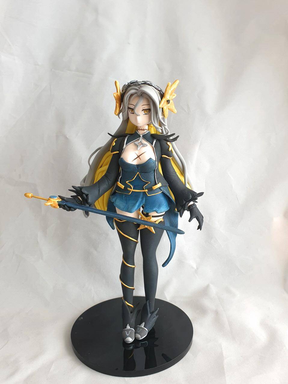 Handmade ML Iseria figure with air dry clay | Scrolller