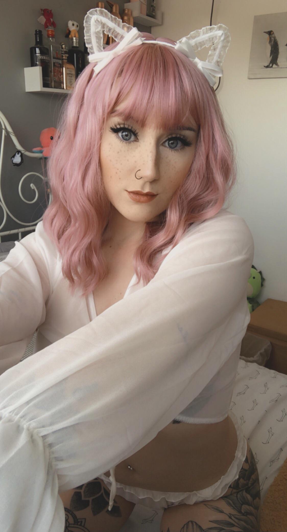 Happy Friday 💋 | Scrolller