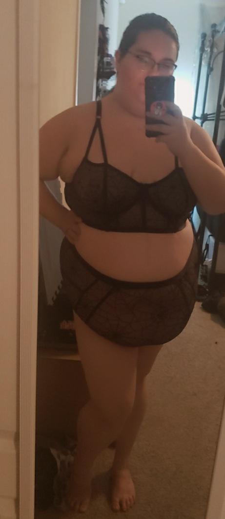 Happy Friday! And it's spooky month! 🖤 | Scrolller