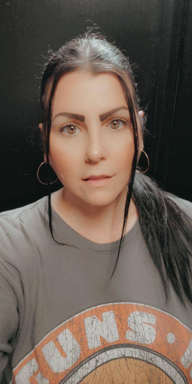 Happy Friday Eve! 🤗 | Scrolller