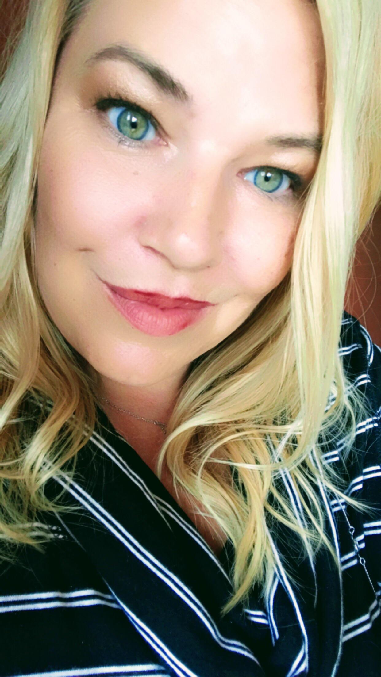 Happy Friday Eve! | Scrolller