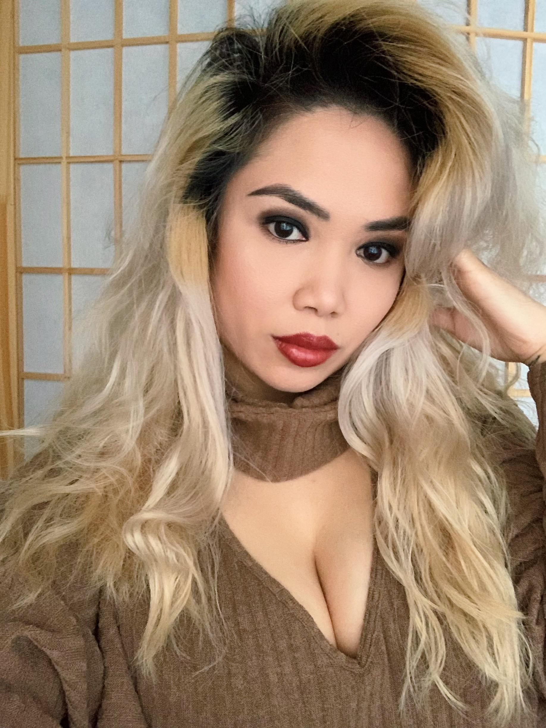 Happy Friday! [over 18] | Scrolller