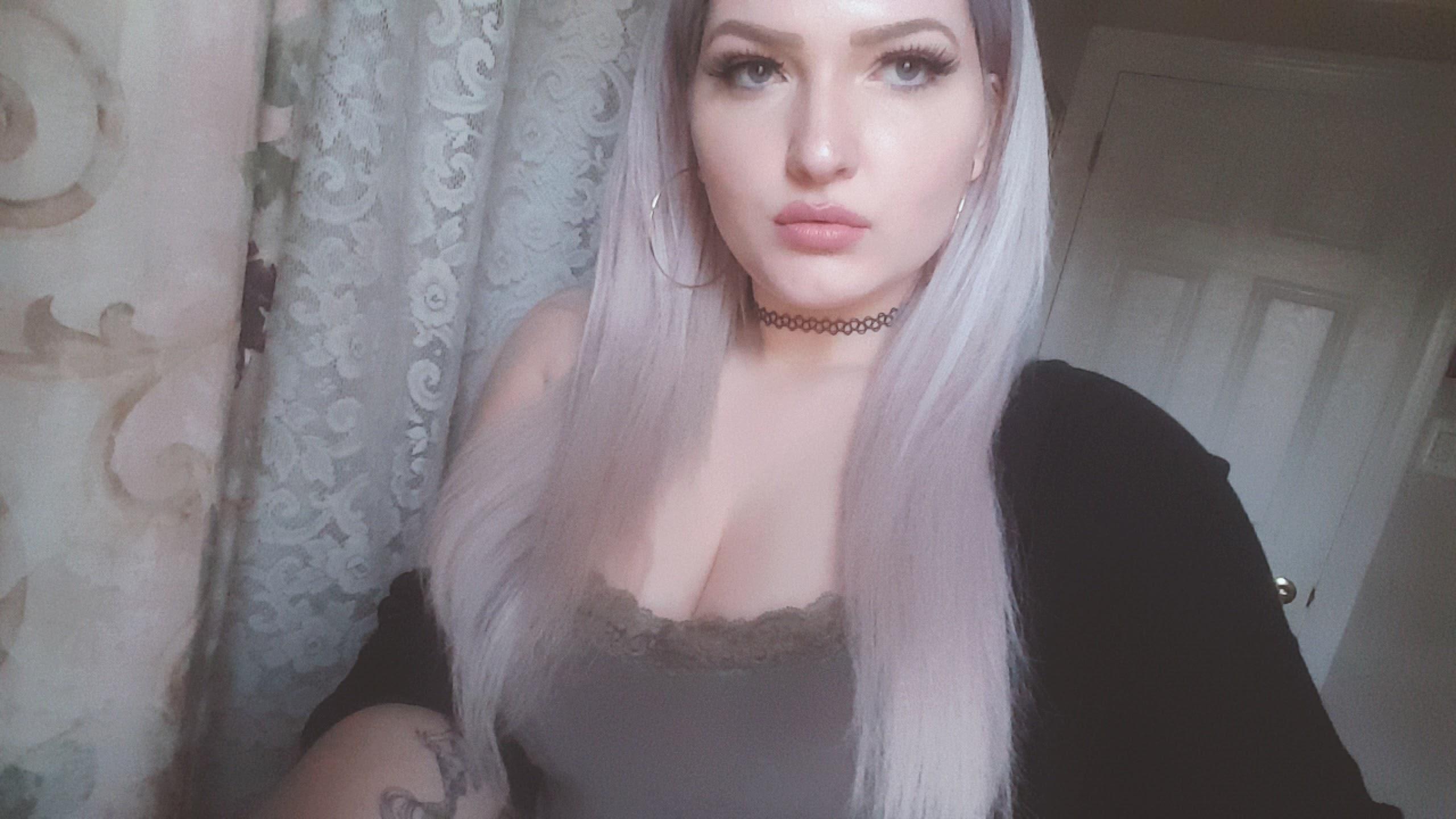 Happy Friday! [Over 18] | Scrolller