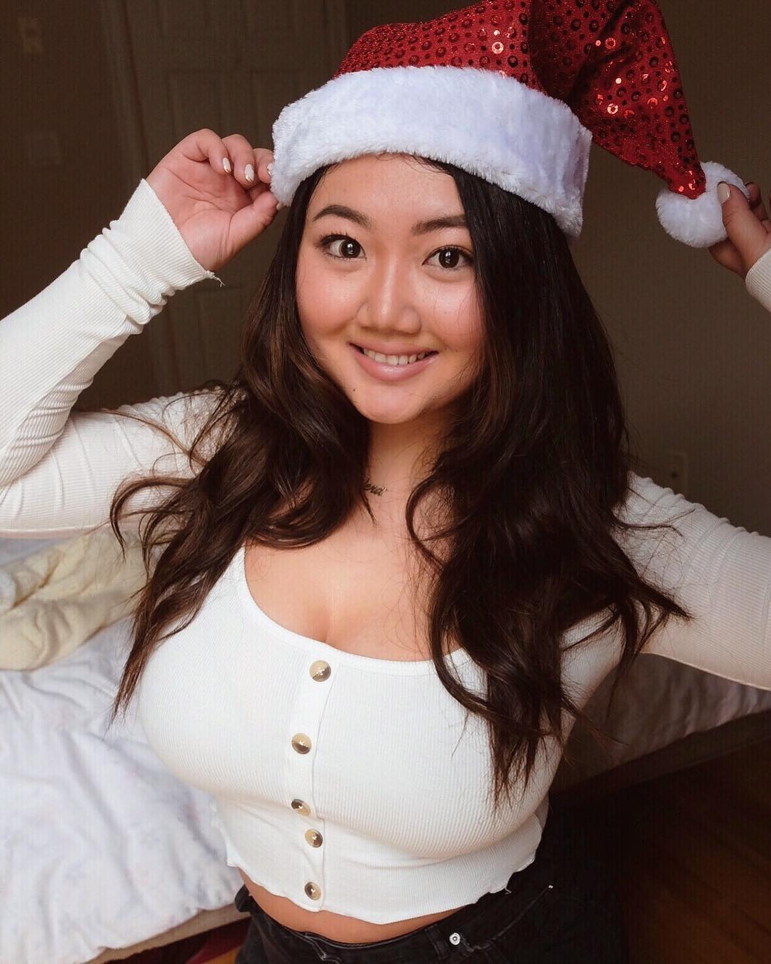 Happy Holidays | Scrolller