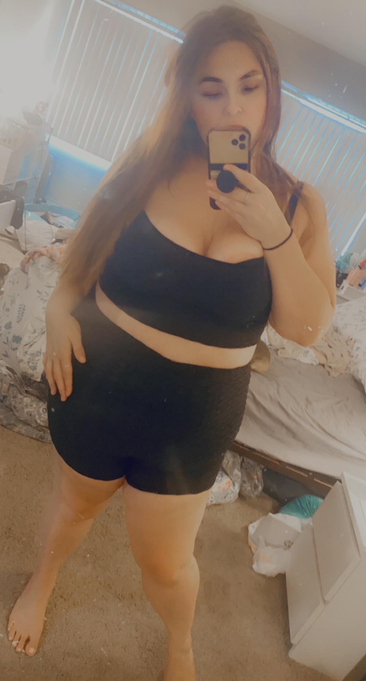 Happy hump day! Recovering from wisdom tooth removal 😅 | Scrolller