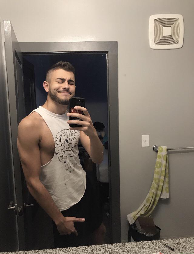 Happy Monday bros! | Scrolller