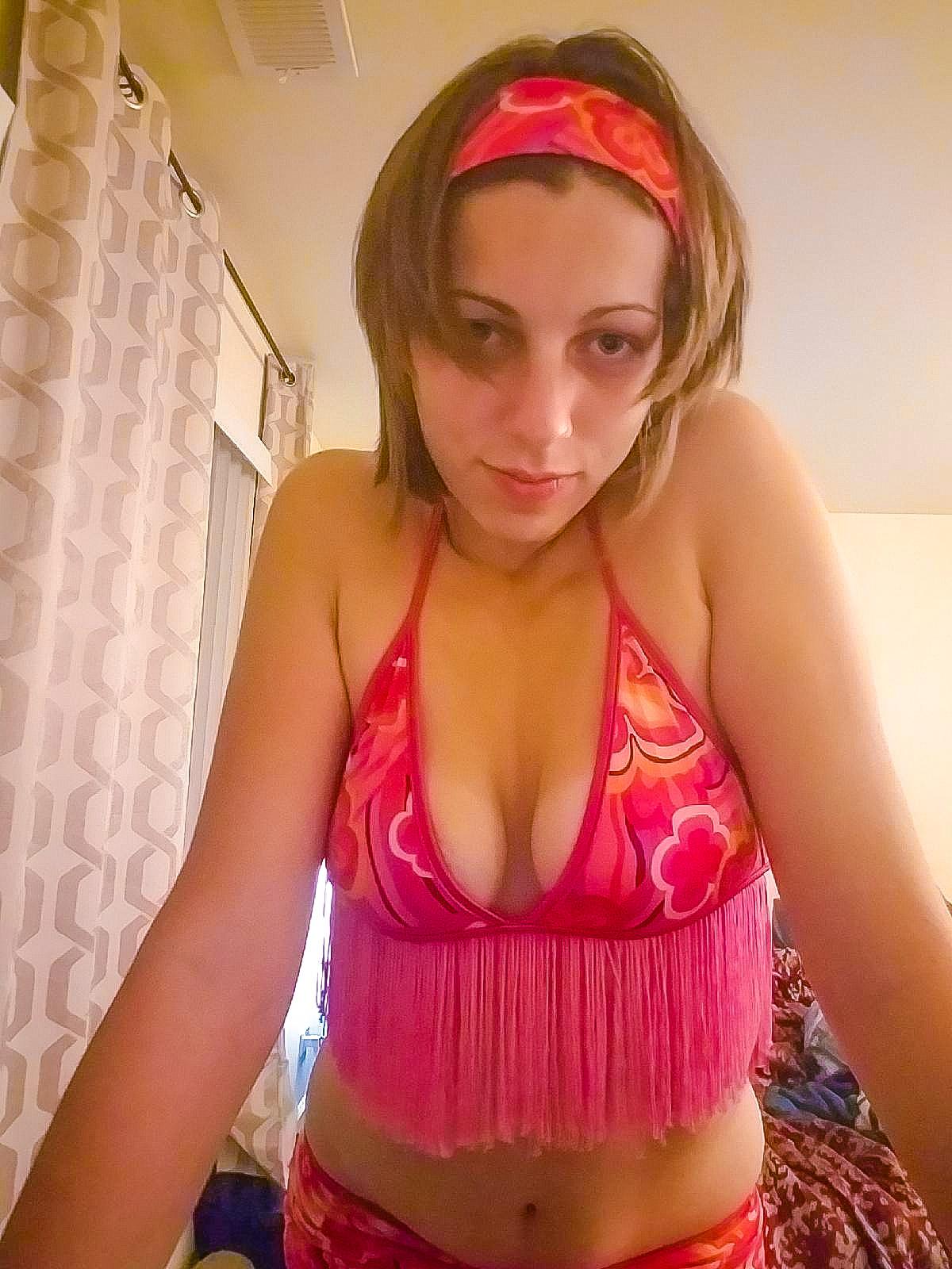 Good morning- Jessica Rabbit (Over 18) {Self Timer} | Scrolller