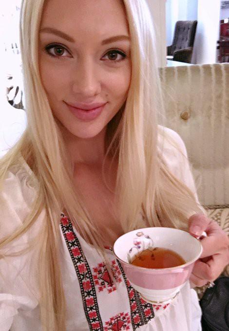 Happy Thanksgiving day...seeking for a sissy slave over here..if you are interested DM message ...