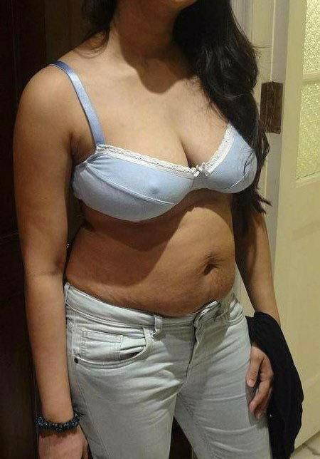 Hard nips | Scrolller