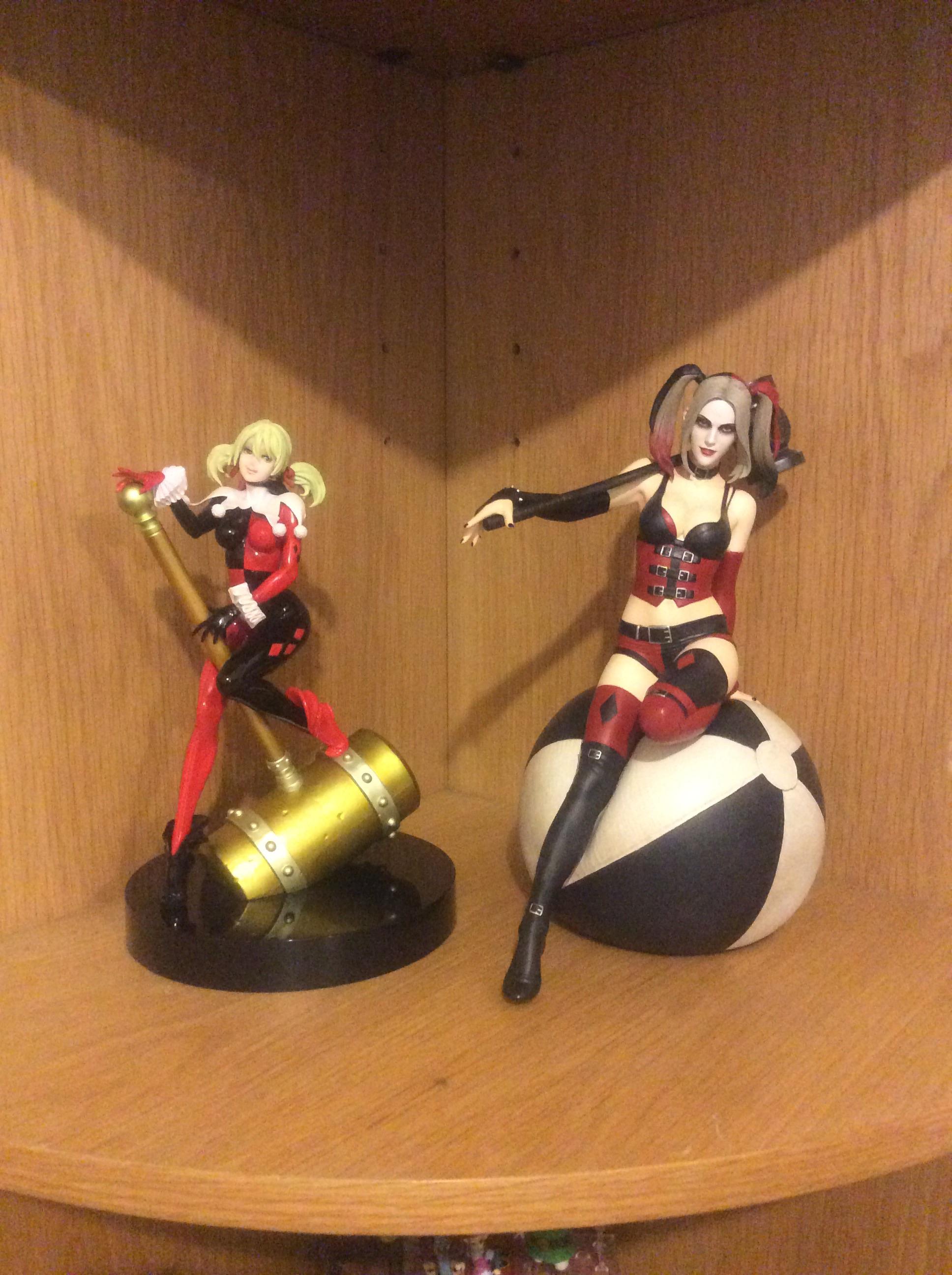 Harley Quinn statues | Scrolller