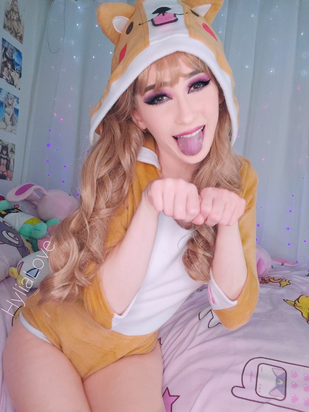 head pats please ️ | Scrolller