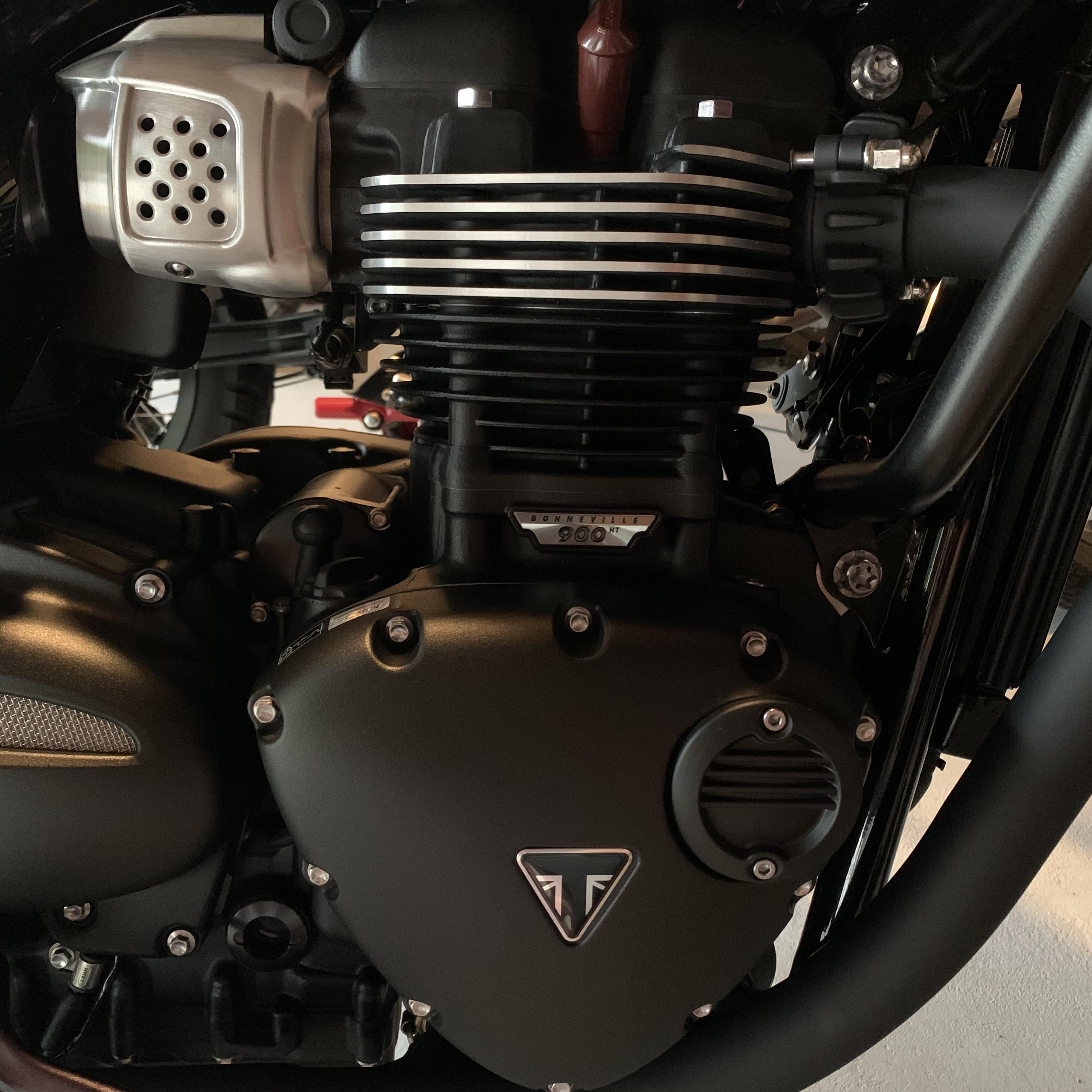 Heart like a Triumph | Scrolller