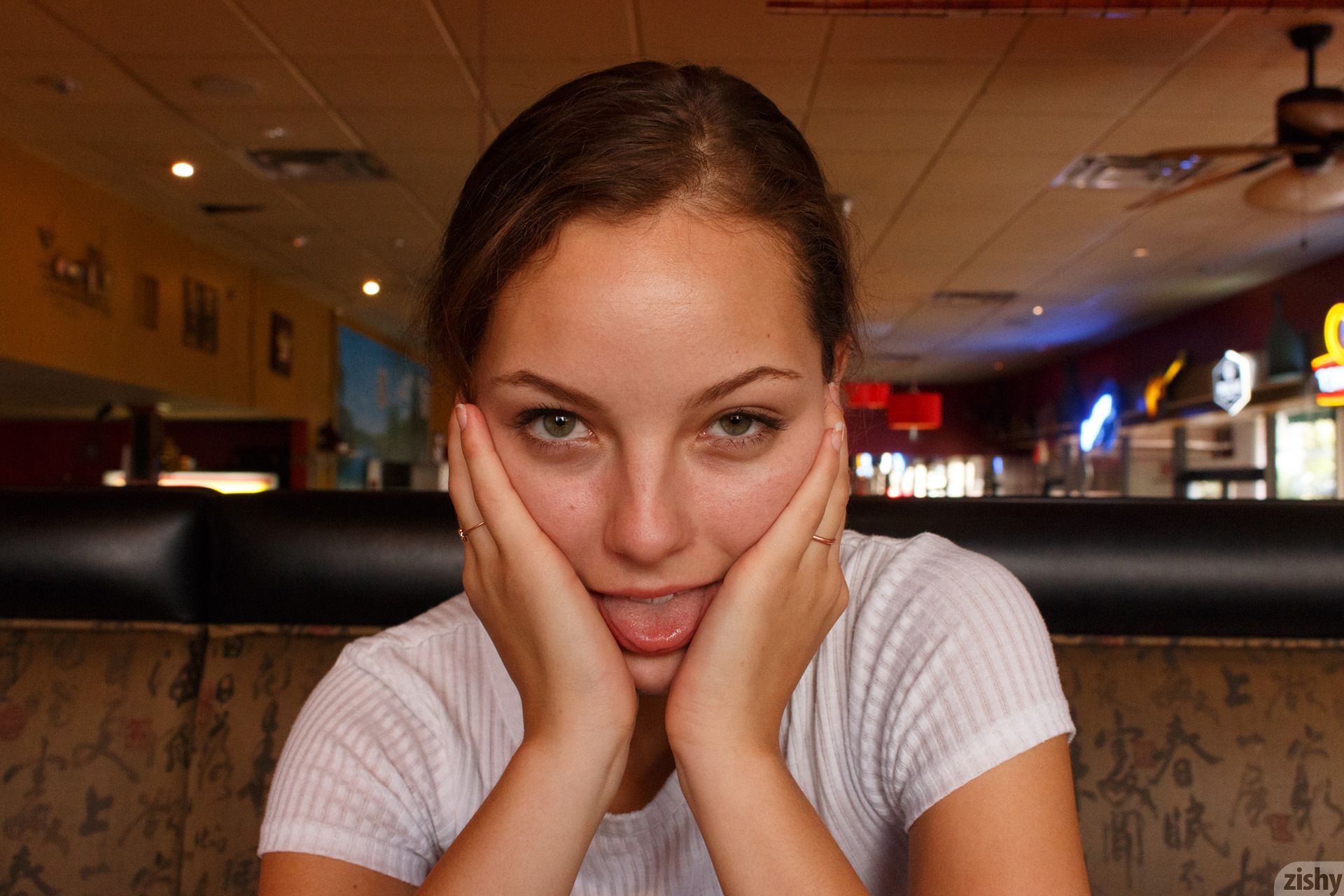 Heaven Starr [1 MIC] | Scrolller