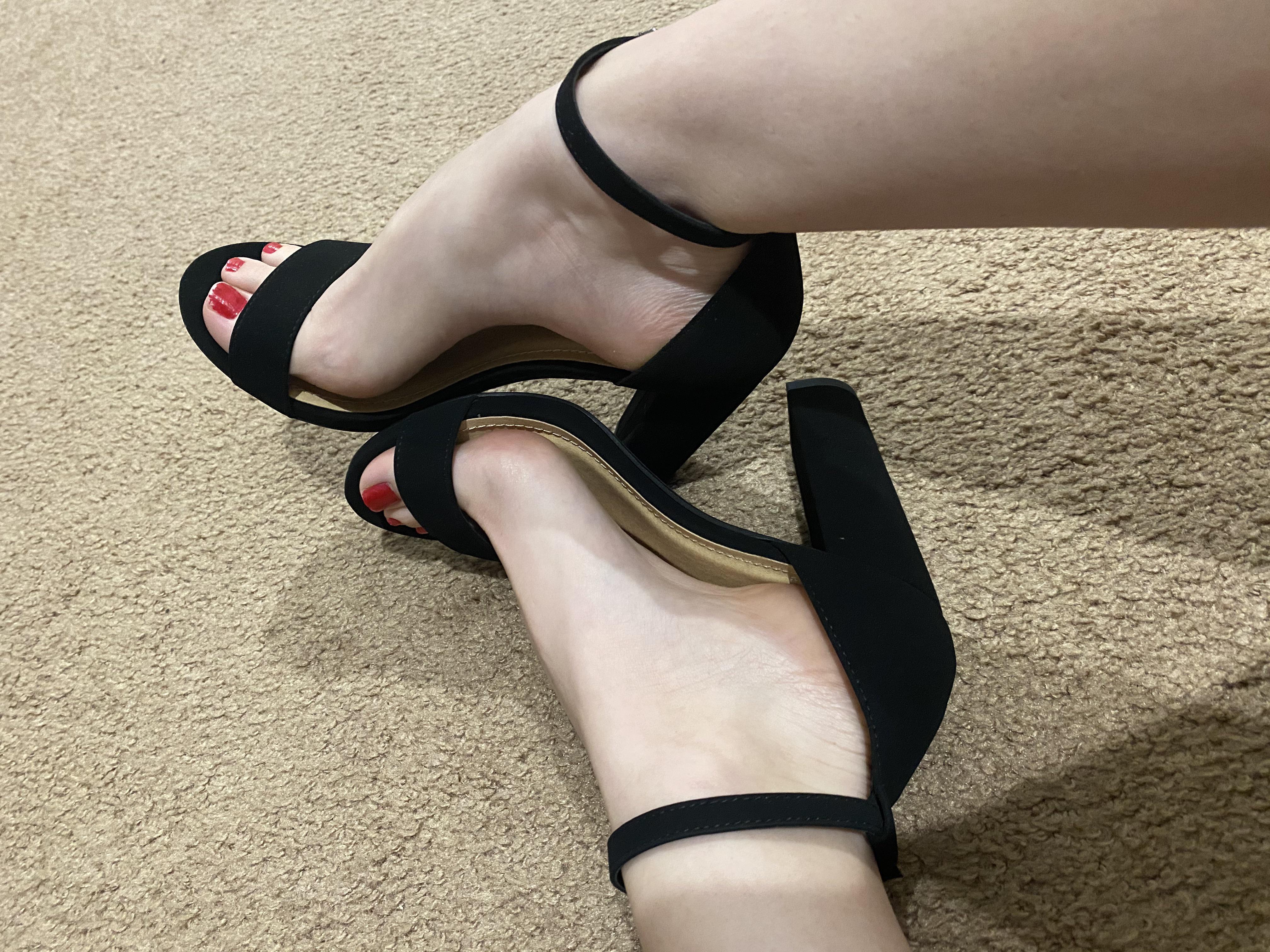 Heels 👠 | Scrolller