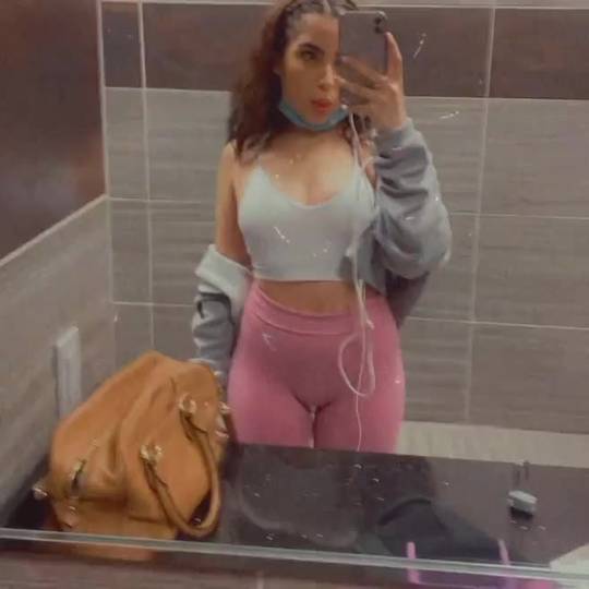 hehe cute gym outfits always motivate me | Scrolller