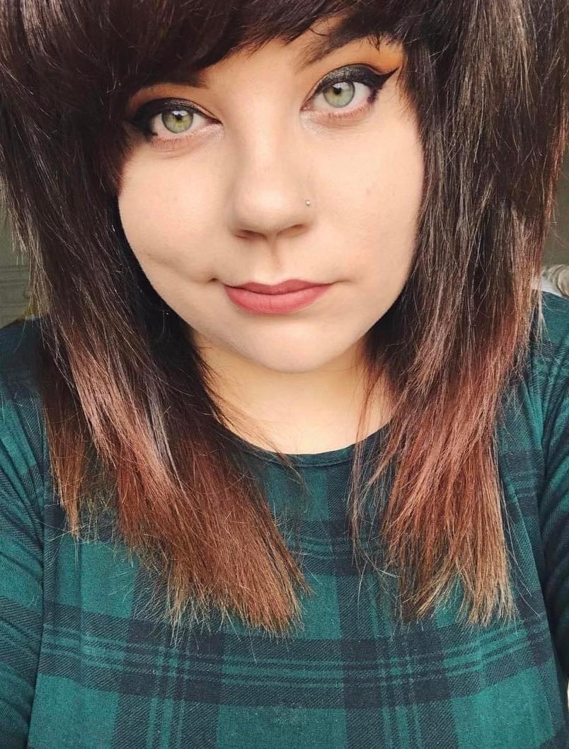 Hello.. :) | Scrolller