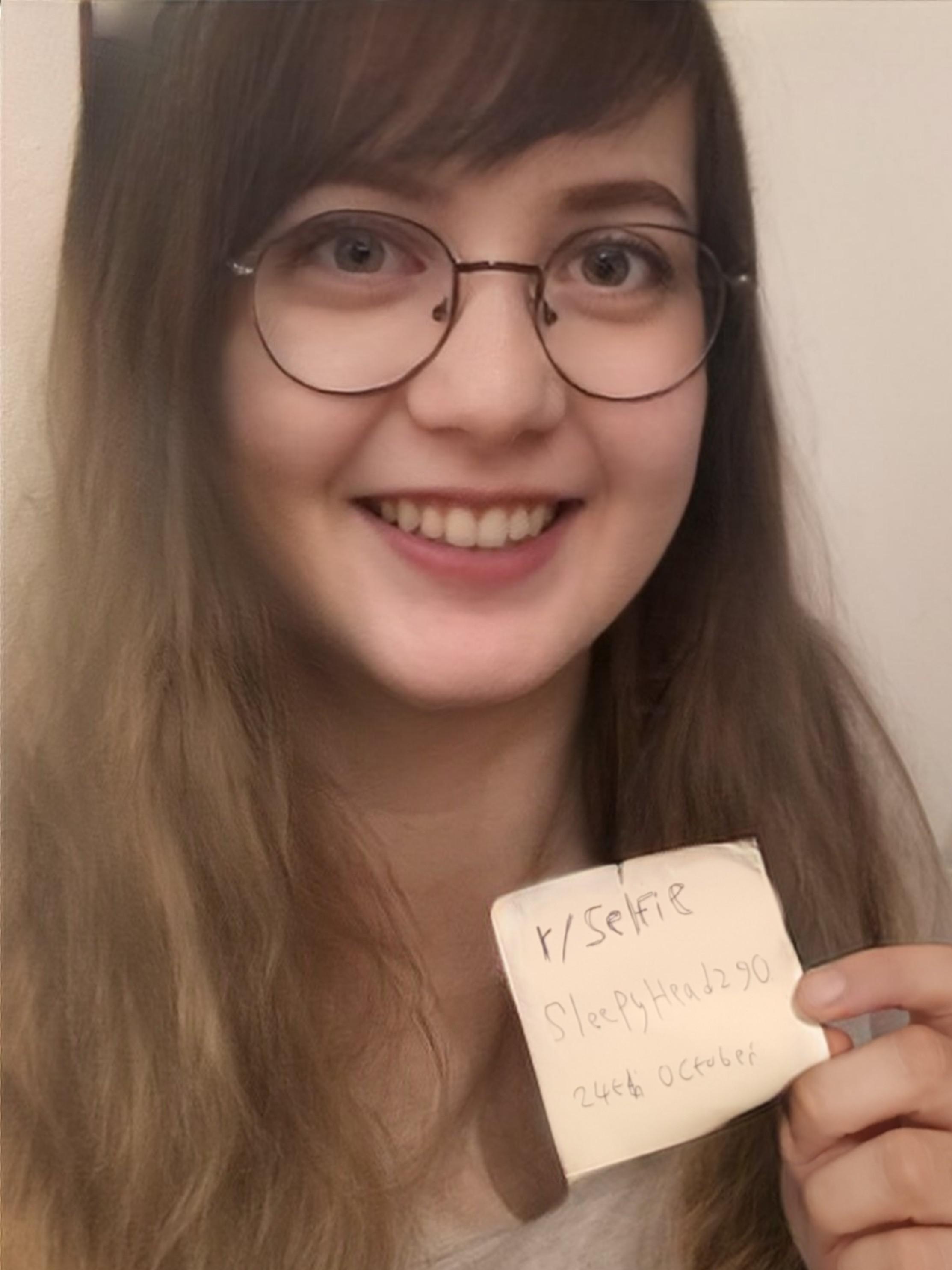 Hello! 😇 (23) | Scrolller