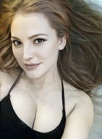 Hello :) | Scrolller