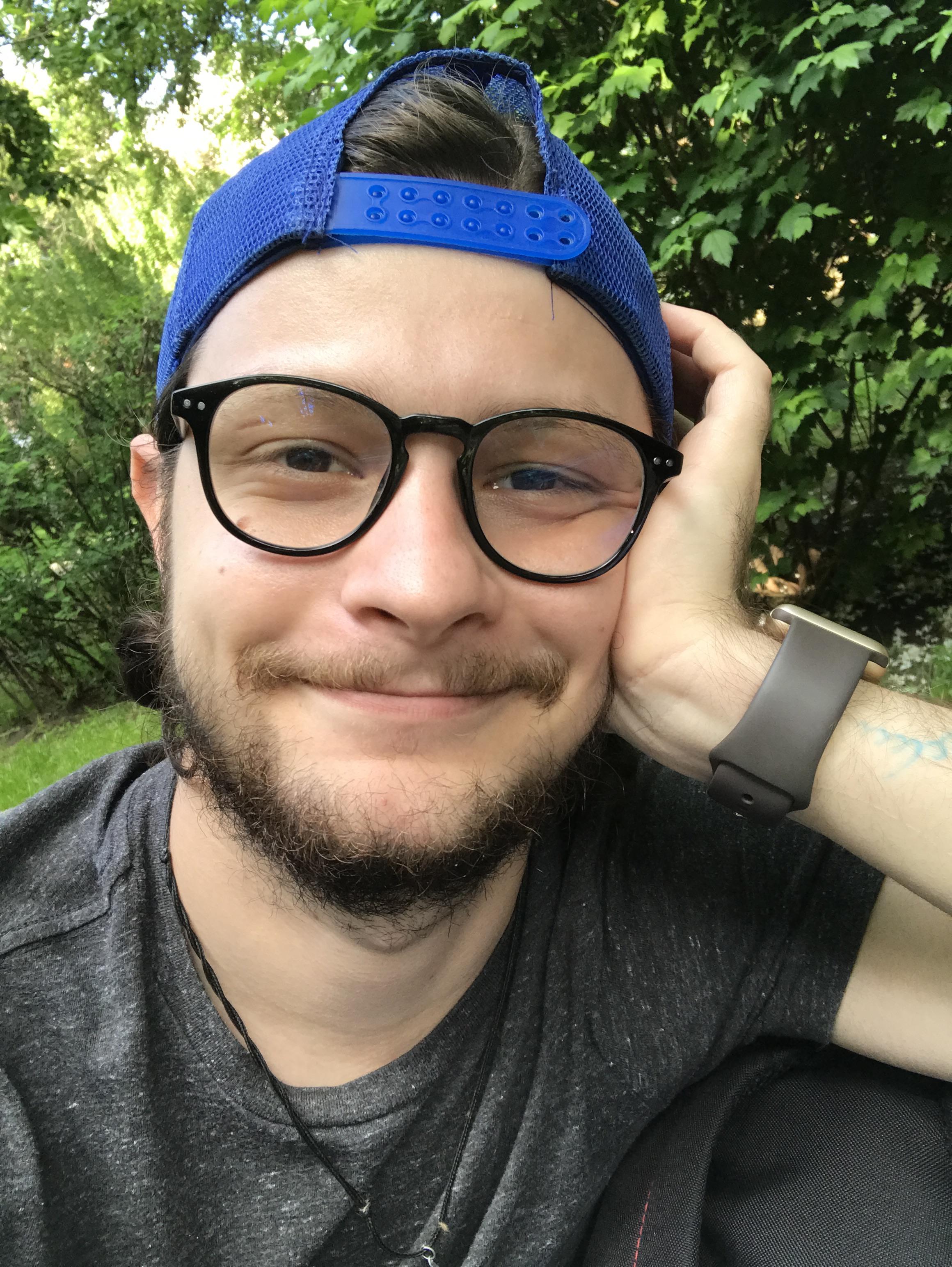 Hello beautiful people! | Scrolller