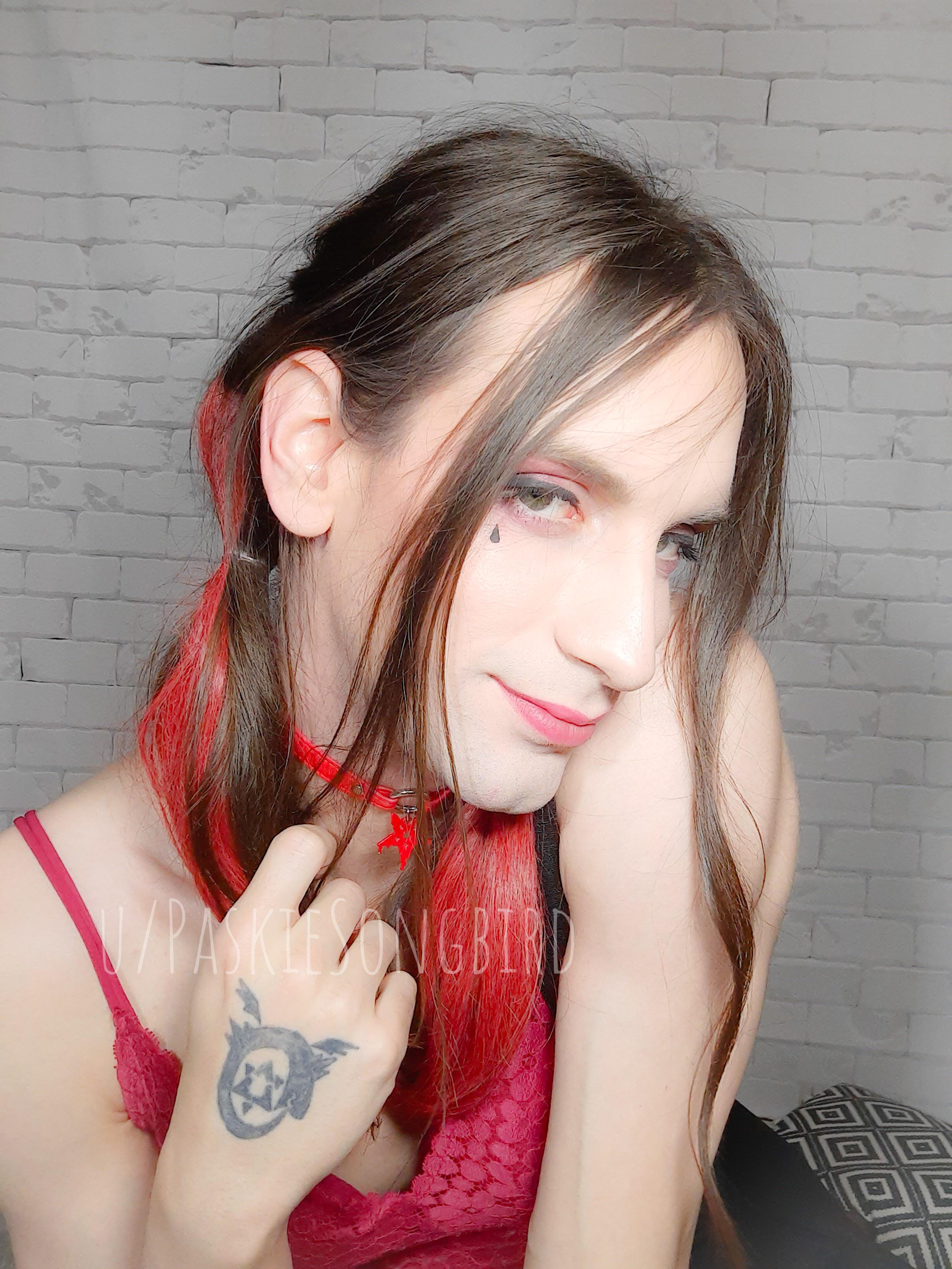 Hi 😊 hows everyone doing? | Scrolller