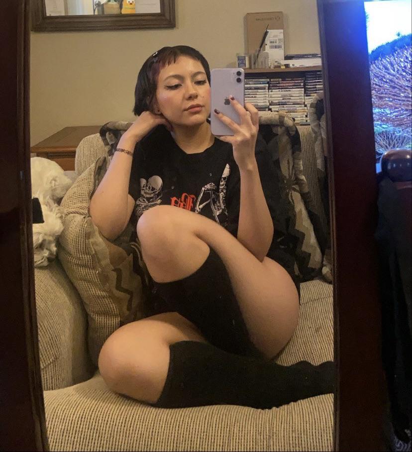 Hello it is I ☠️ (24) | Scrolller