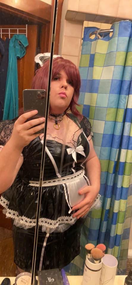 Hello master 😘😘 chubby sissy maid is always looking for fun ️ | Scrolller