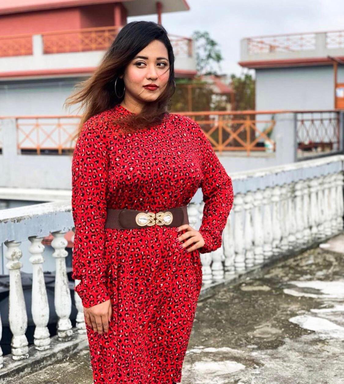 Help guys anyone got her video?? Please share if any got her video. | Scrolller