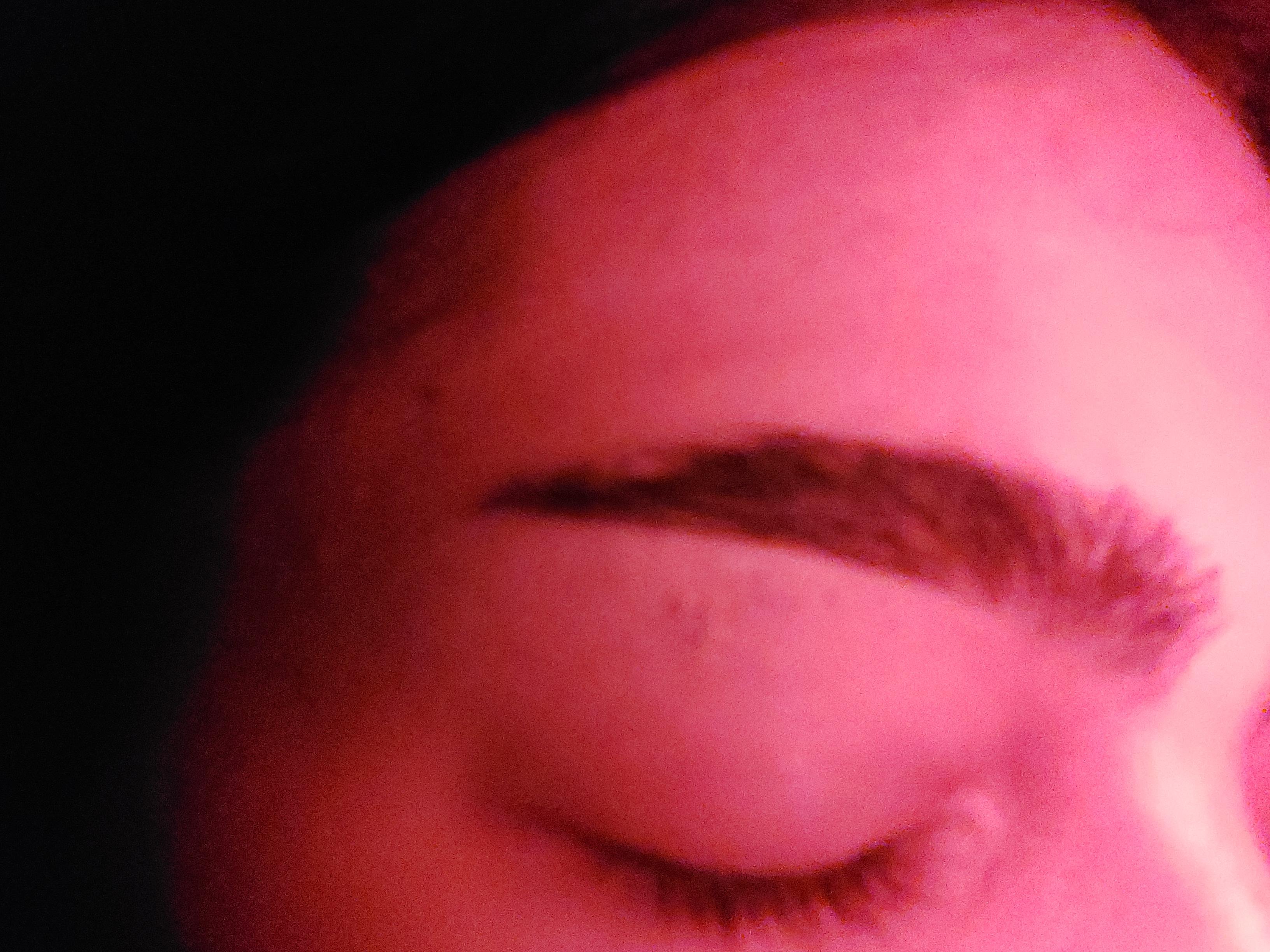 Help!! How do I fix this?? Keeps falling out. | Scrolller