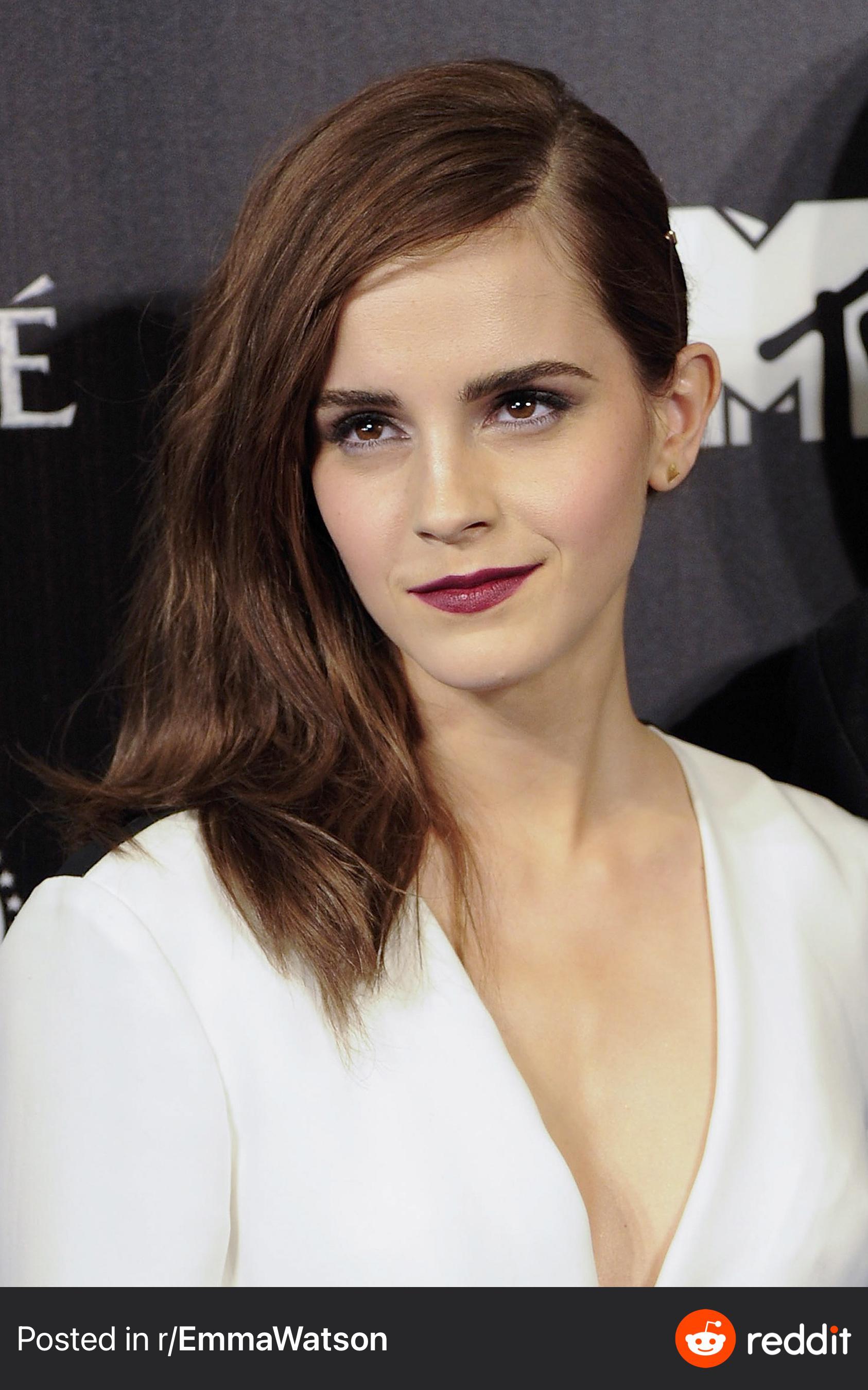 Help me cum for Emma Watson’s gorgeous face? | Scrolller