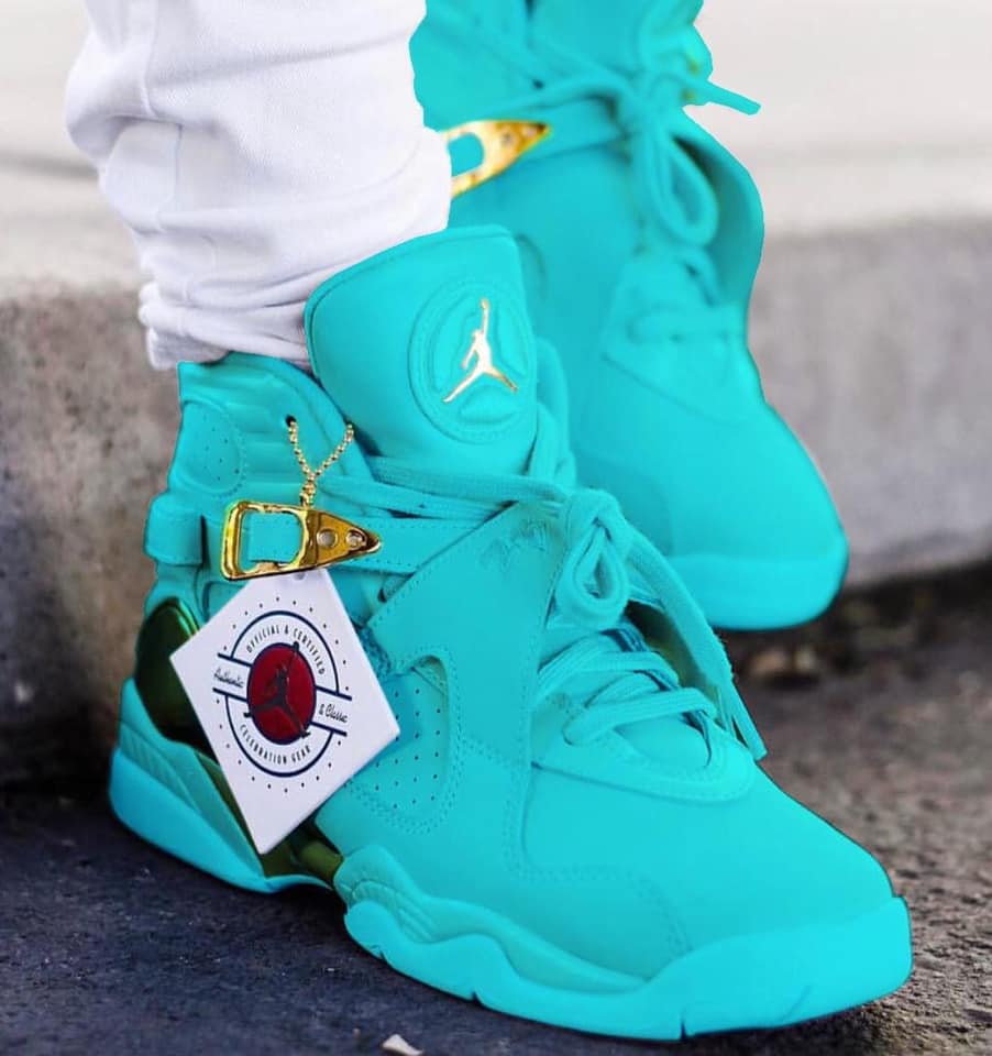 Help me find these | Scrolller