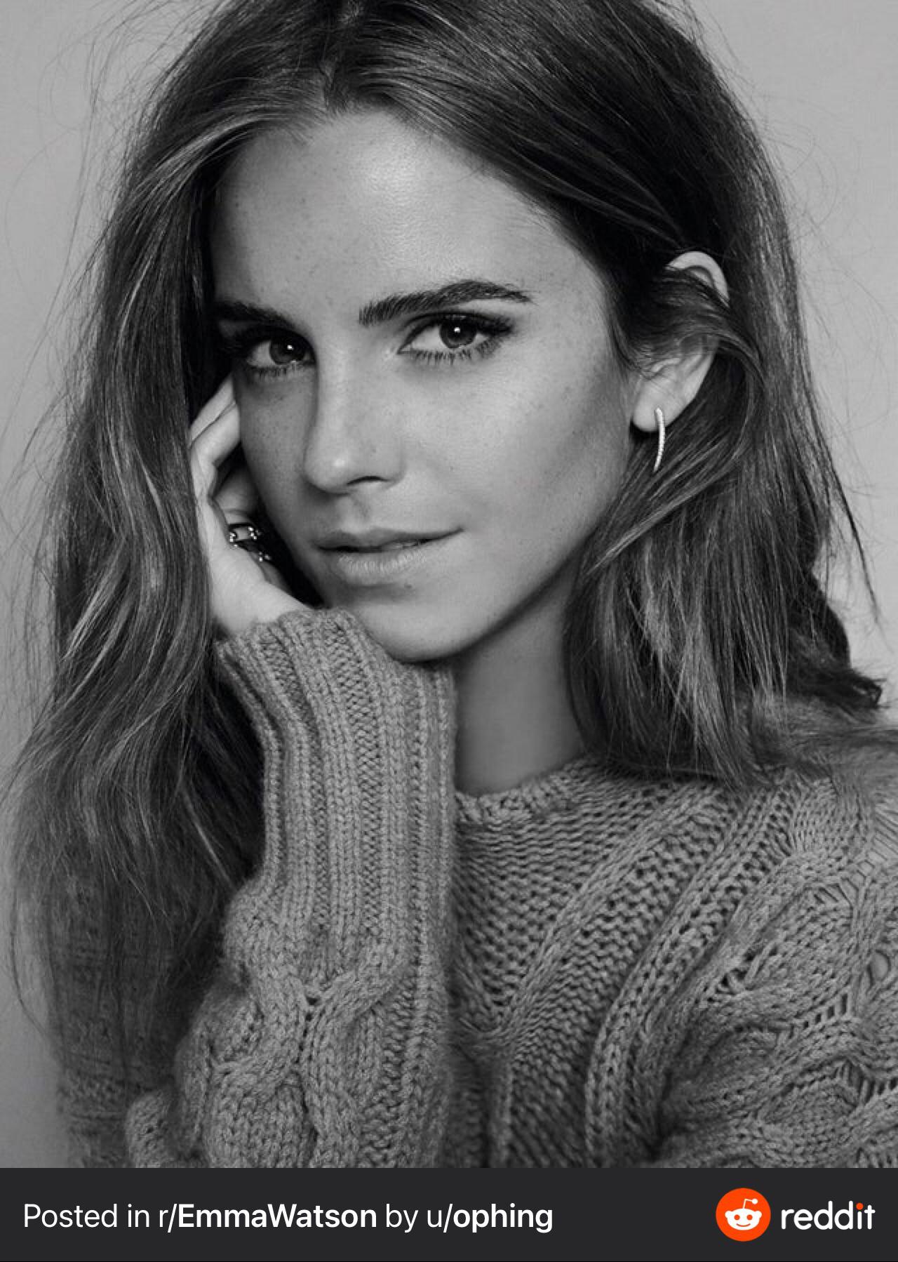 Help me jerk to Emma Watson | Scrolller