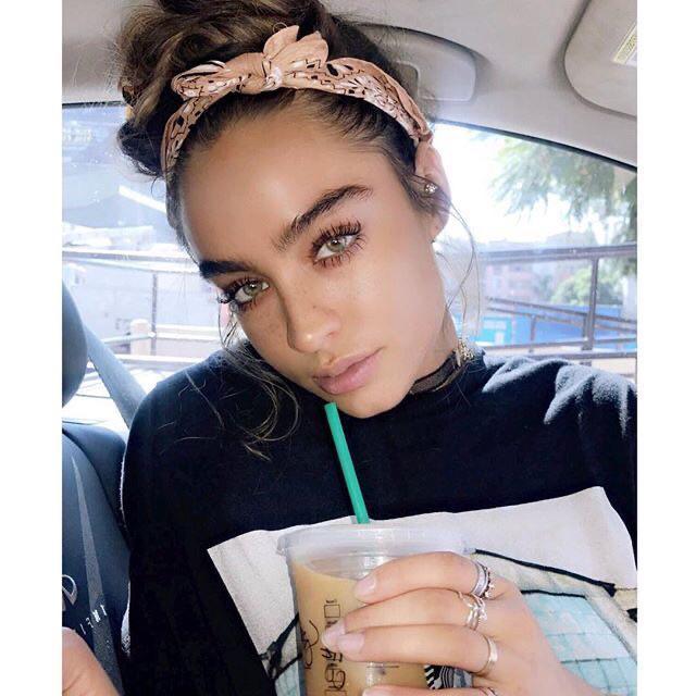 help me stroke to Sommer Ray. wil show off and have a second screen | Scrolller