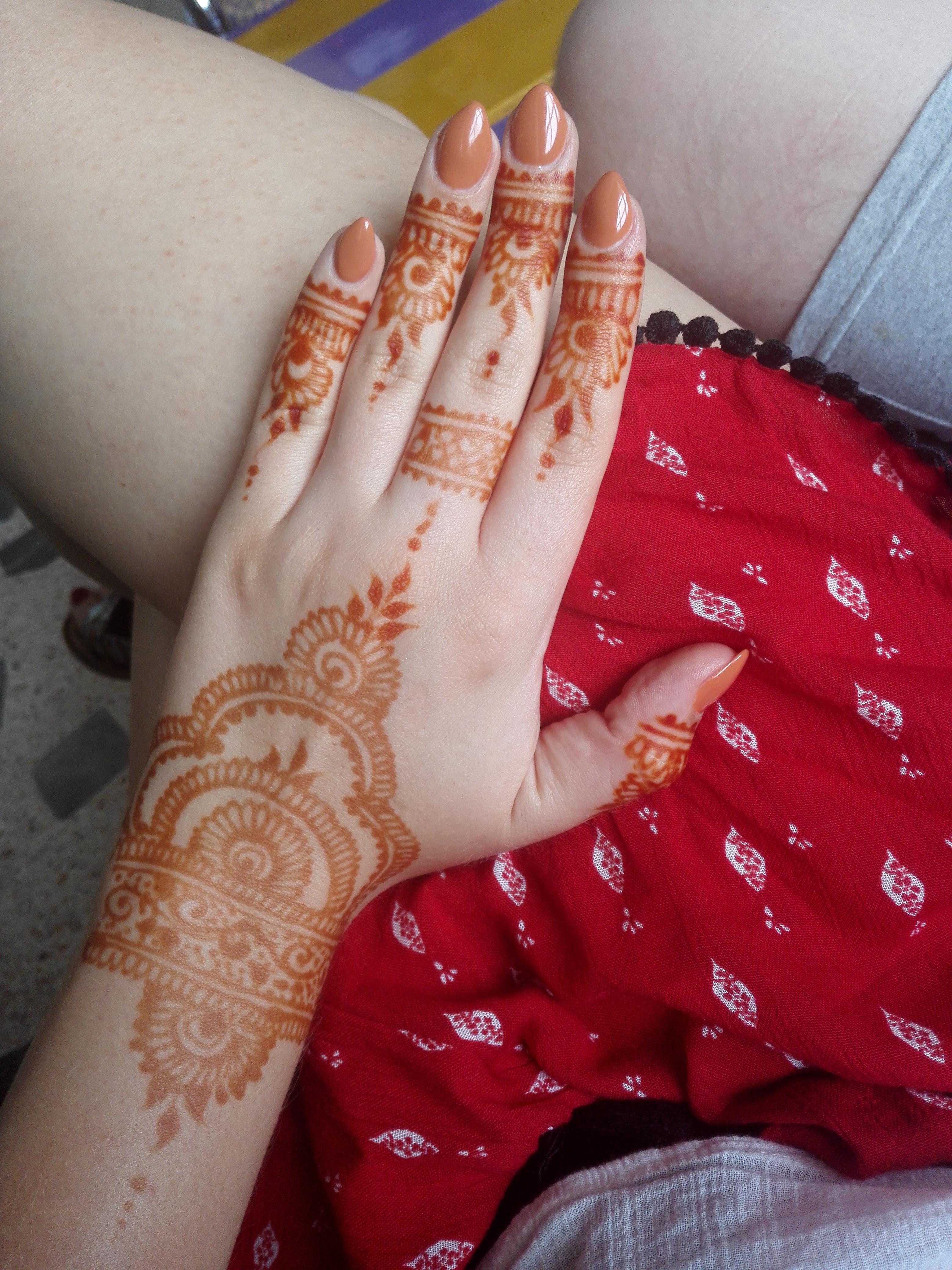 Henna from Morocco | Scrolller