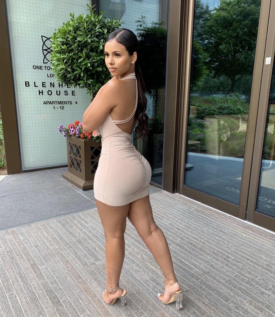 Her body is amazing for her age | Scrolller