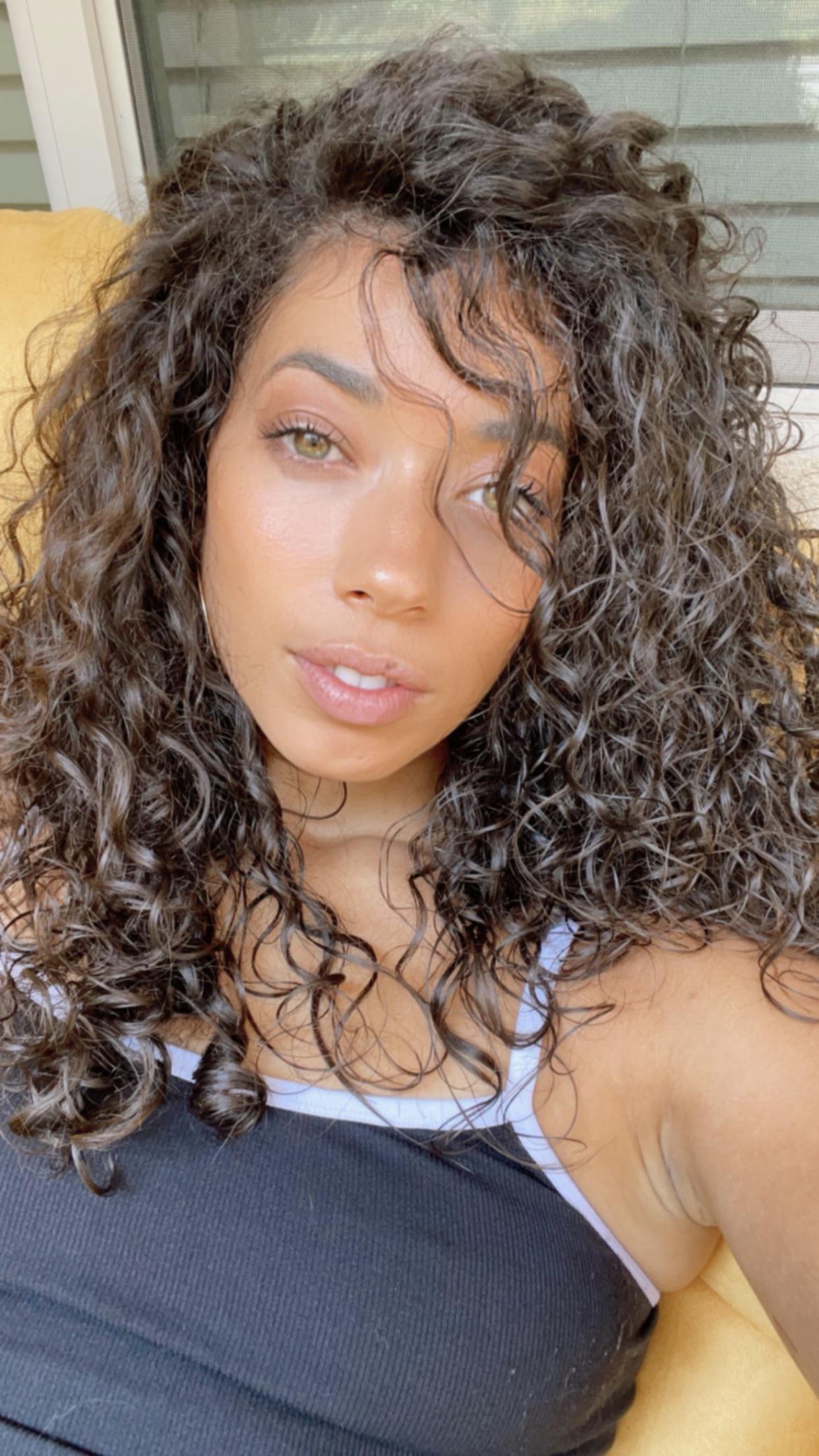 Her eyes are very gorgeous 😍 | Scrolller