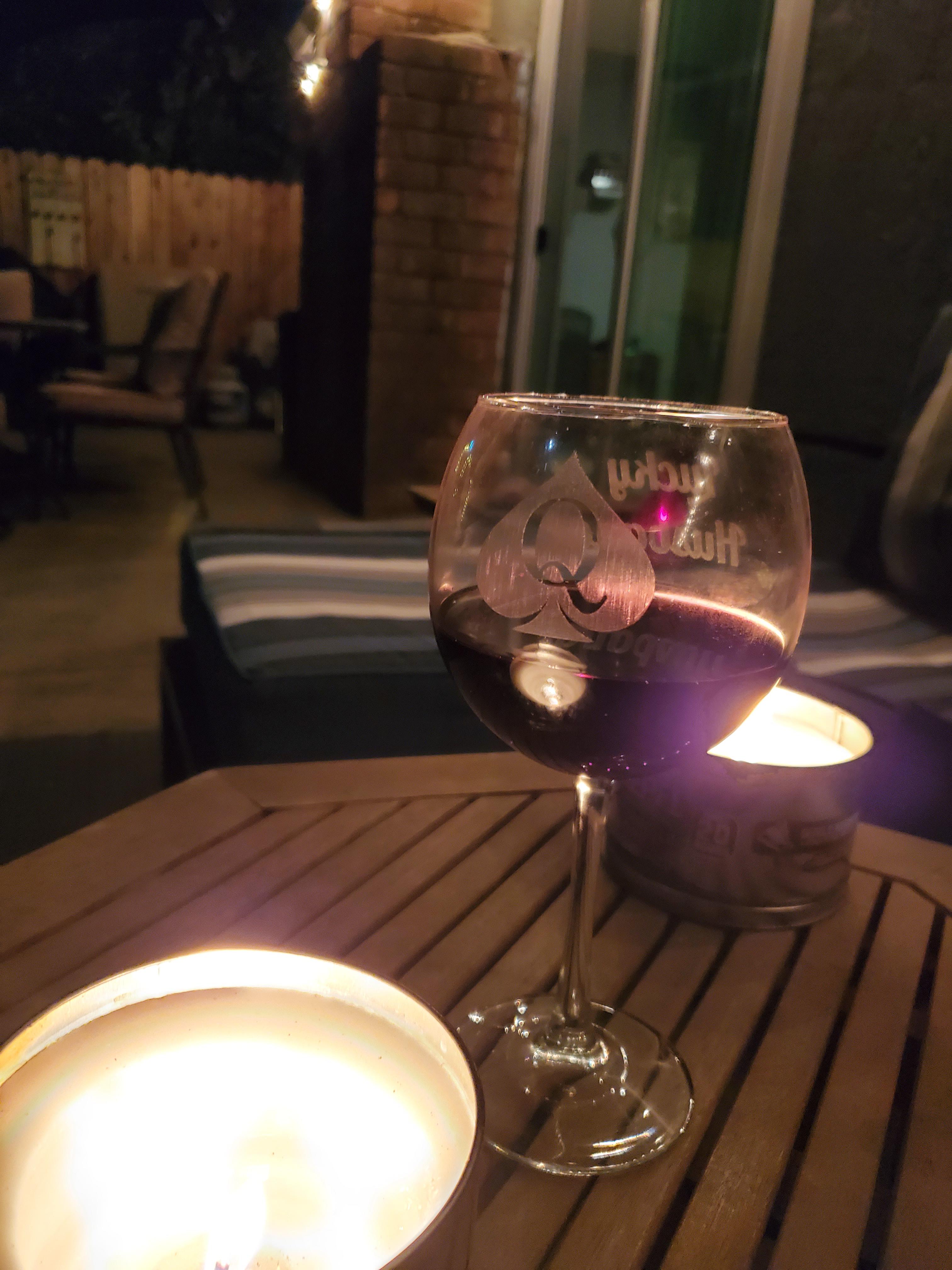 Her favorite glass | Scrolller