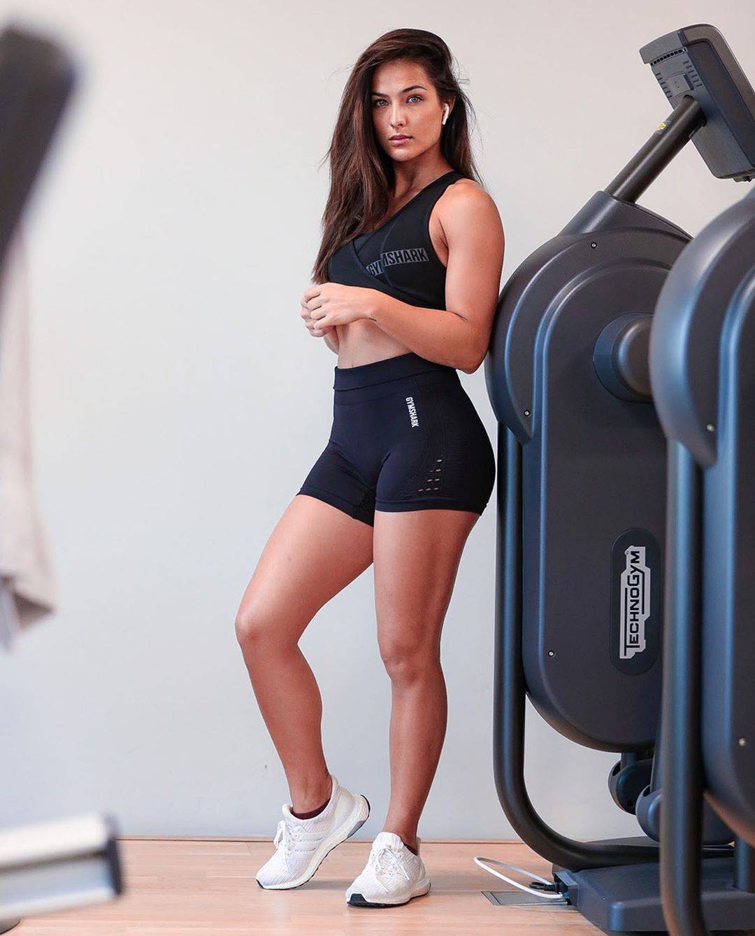 Her figure... | Scrolller