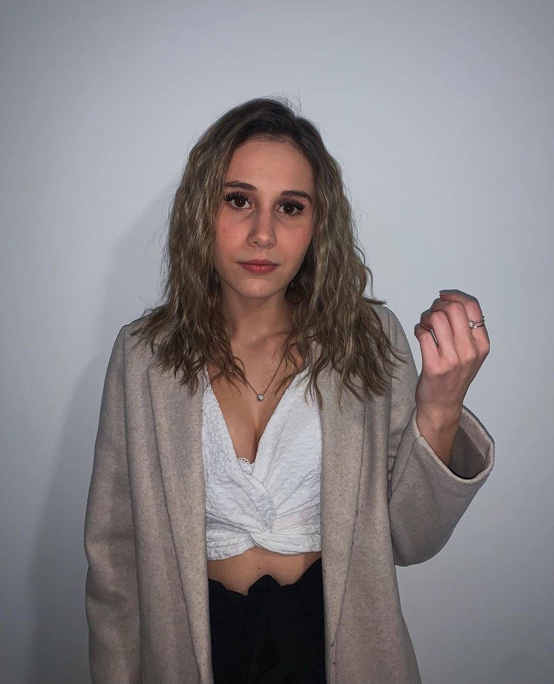 Her look make me🤤 | Scrolller