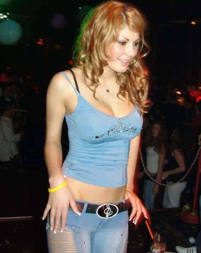 here kitty kitty | Scrolller