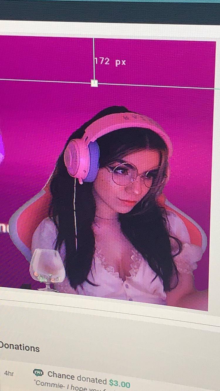 here’s a pic from her twitch stream | Scrolller