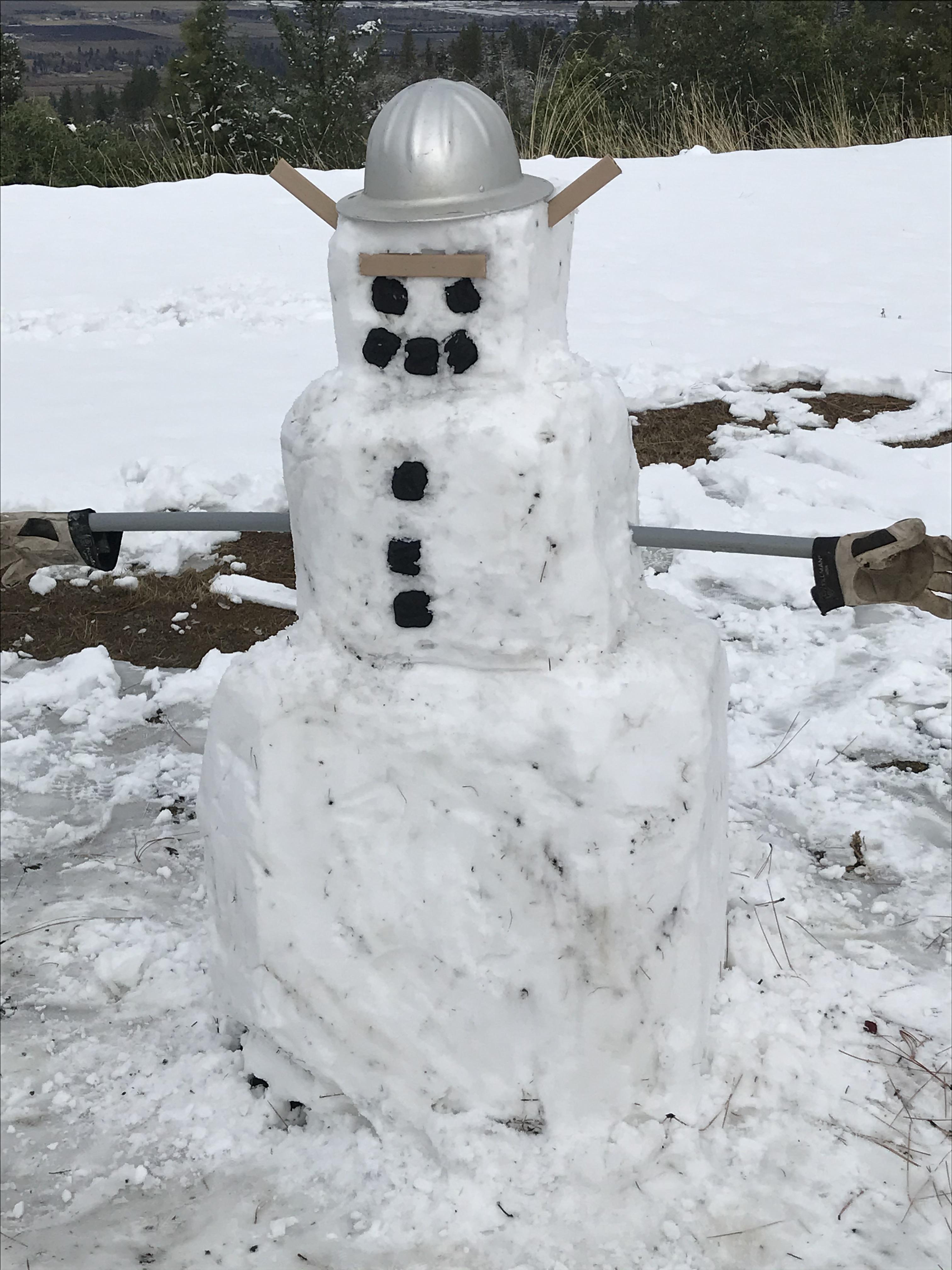 Here’s cube snowman, his name’s Tim | Scrolller