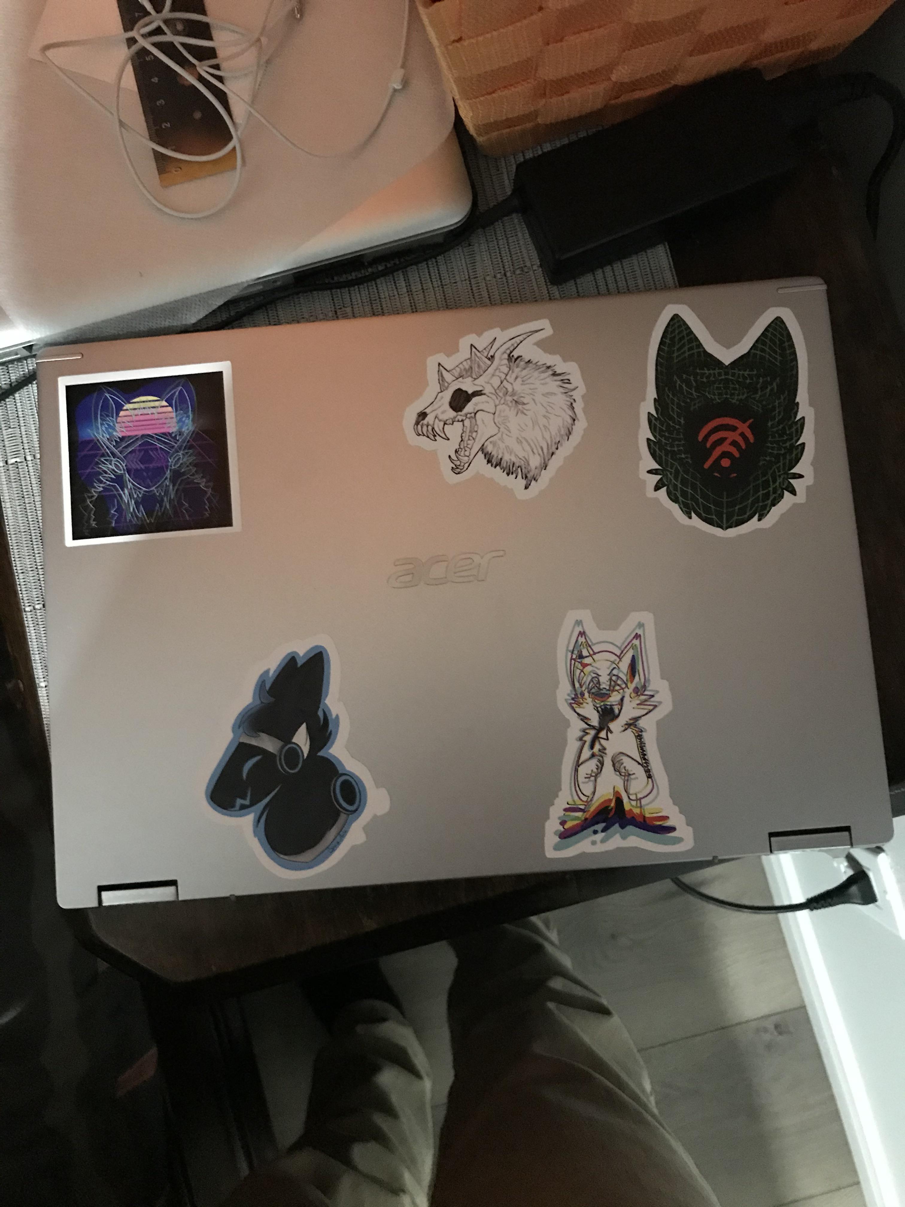 Here’s my laptop with my new stickers ! | Scrolller
