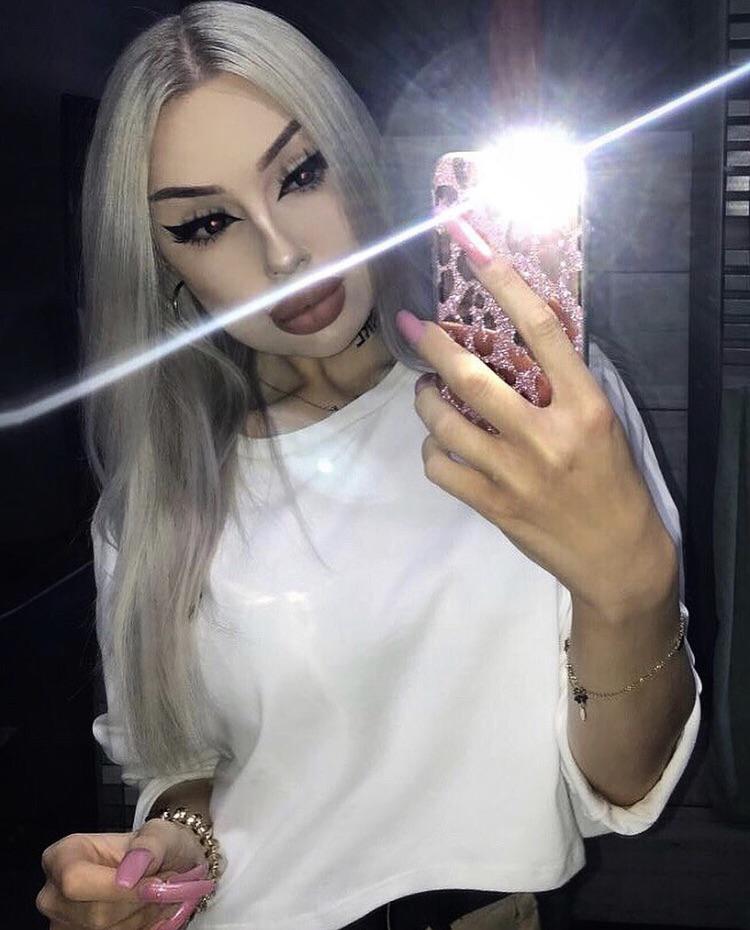 hey babe | Scrolller