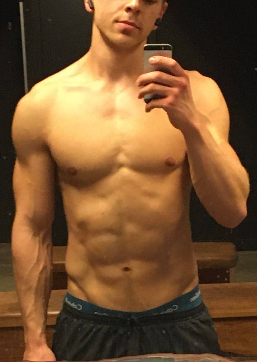 Hey bros | Scrolller